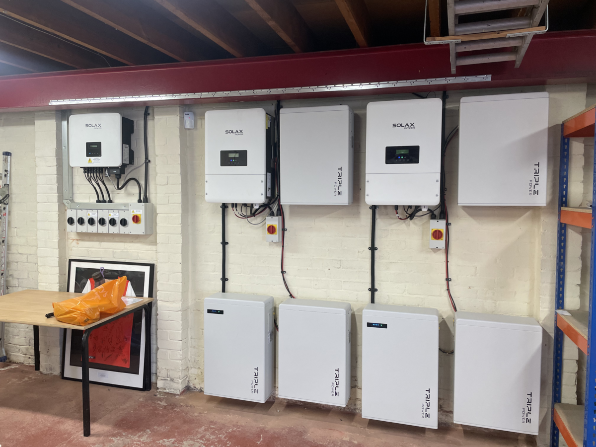 Commercial Solar Battery Storage | Maximise Energy Efficiency